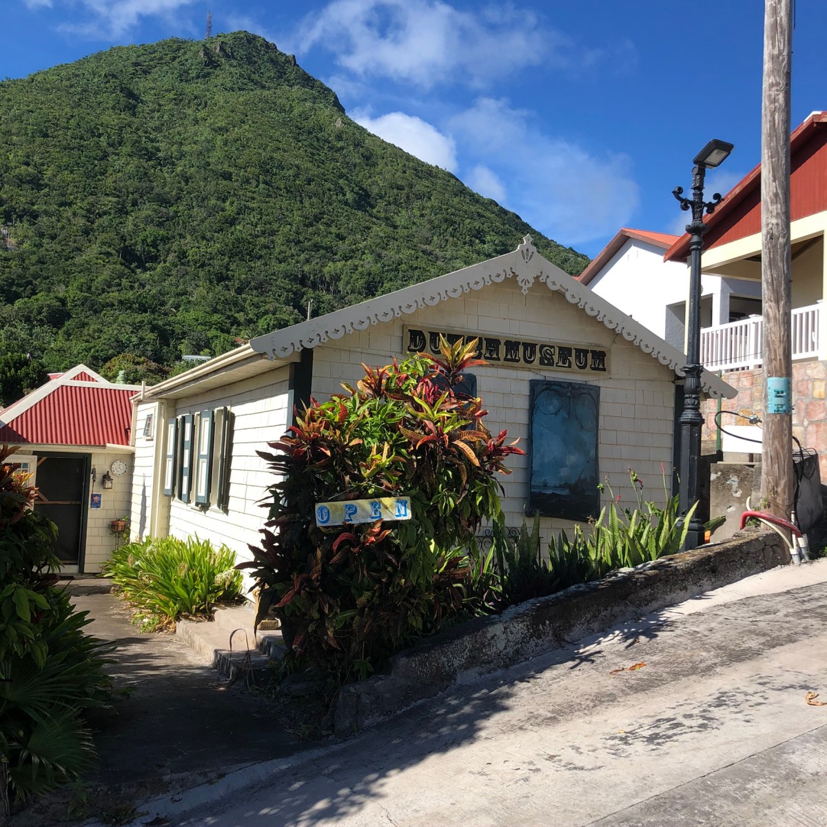 Saba: Dutch Museum – Rene Hoeflaak