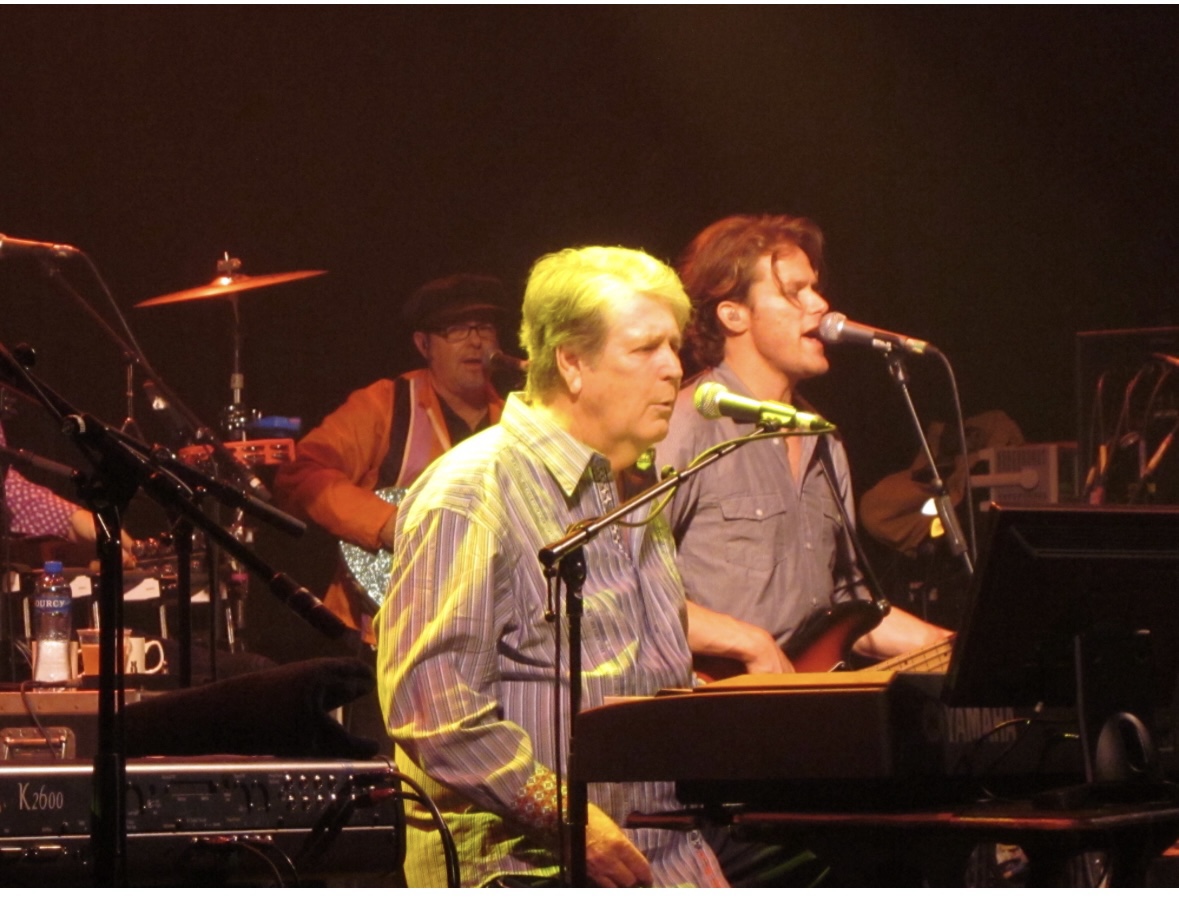 Brian Wilson overleden. Veertien jaar nadat de zon doorbrak in Paradiso ...